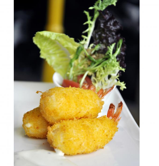 HACCP White Panko Bread Crumbs Japanese Panko Flakes For Supermarkets